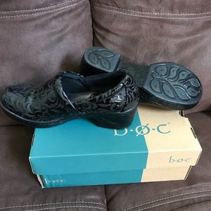 b.o.c. | Shoes | Boc Black Tooled Leather Clogs | Poshmark
